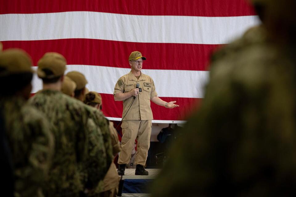 CNO Caudle’s First ‘C-Note’ to the Fleet - NewsBreak