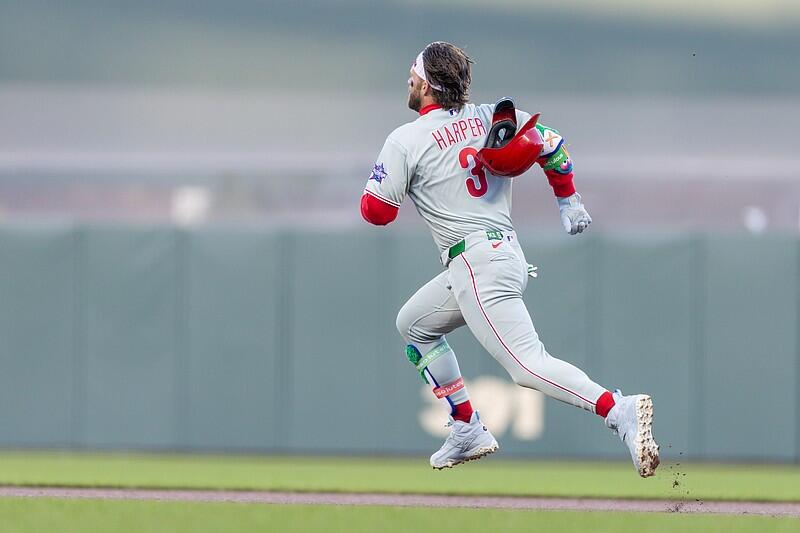 Bryce Harper turns in vintage performance as Phillies overcome Andrew ...