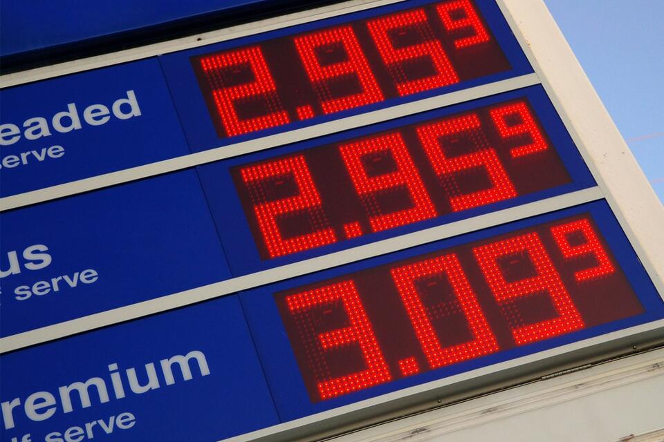 2026 Could Bring Historic Low Gas Prices For Drivers - NewsBreak