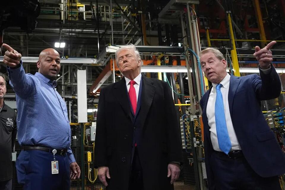 Ford plant in Michigan suspends worker after Trump flips him off ...