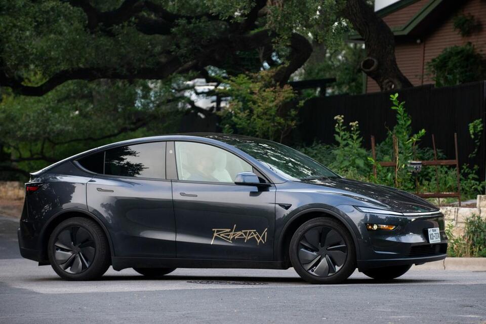 Thg Prmie Tesla
