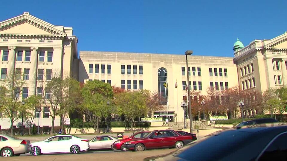 Teacher accused of directing Nazi salute to only Jewish student in ...
