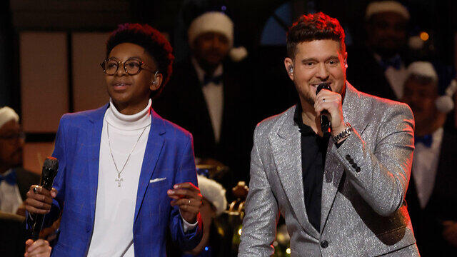 14-Year-Old Max Chambers Is a Force Singing Elvis' "Blue Christmas" w ...