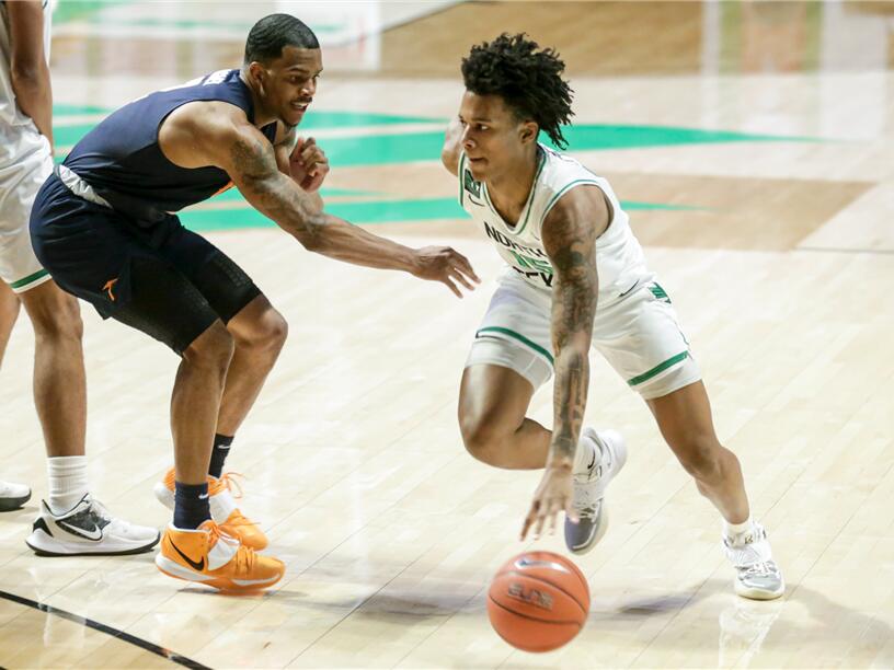 Rubin Jones commits to Michigan basketball out of the Transfer Portal ...