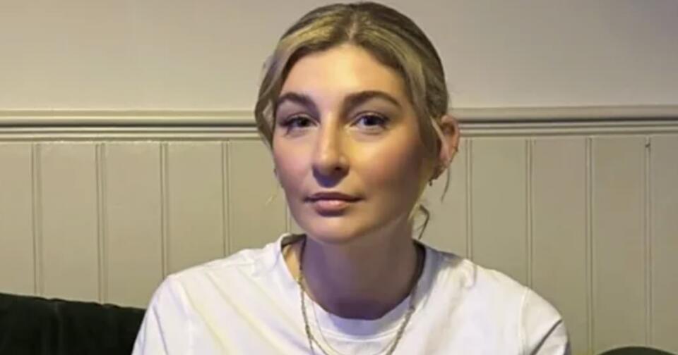 36-Year-Old Mom & Melanoma Survivor Warns Tanning Beds Are ‘Really Not ...