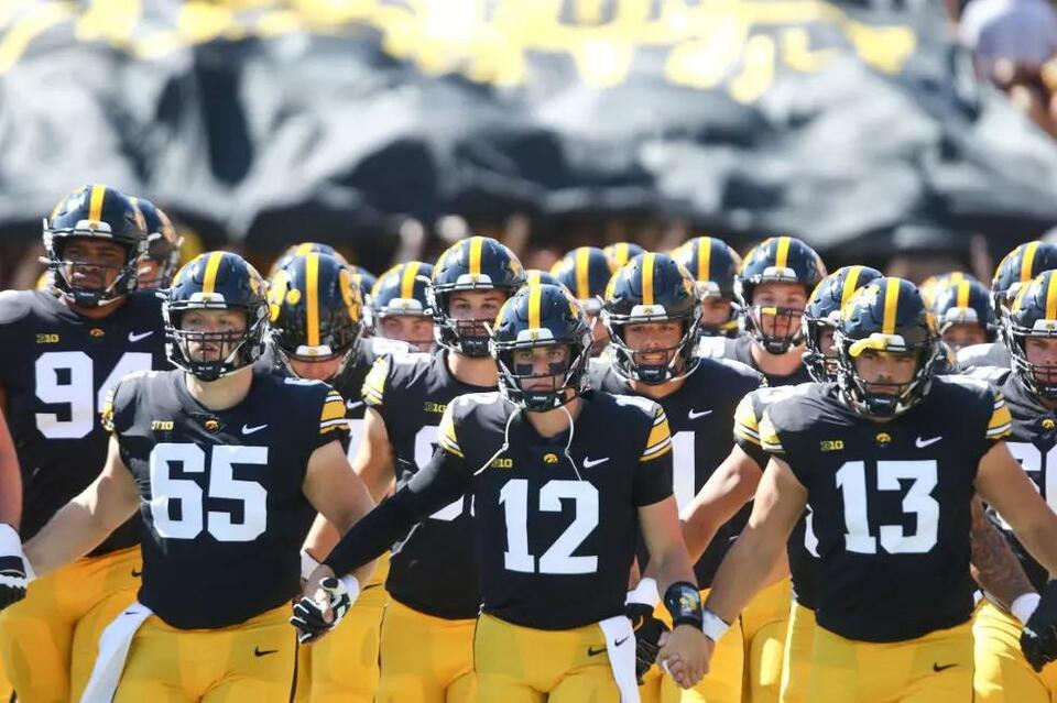 Is Iowa a Top Tier College Football Program? EA Sports Says ‘Yes ...