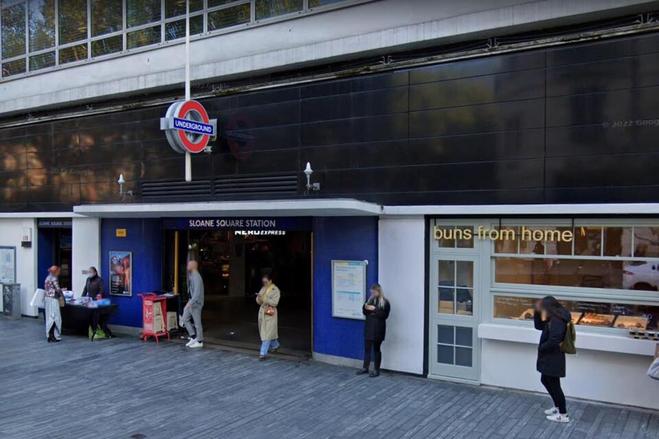 Vaping thug ‘smashes victim’s eye socket’ in brutal Tube attack - NewsBreak