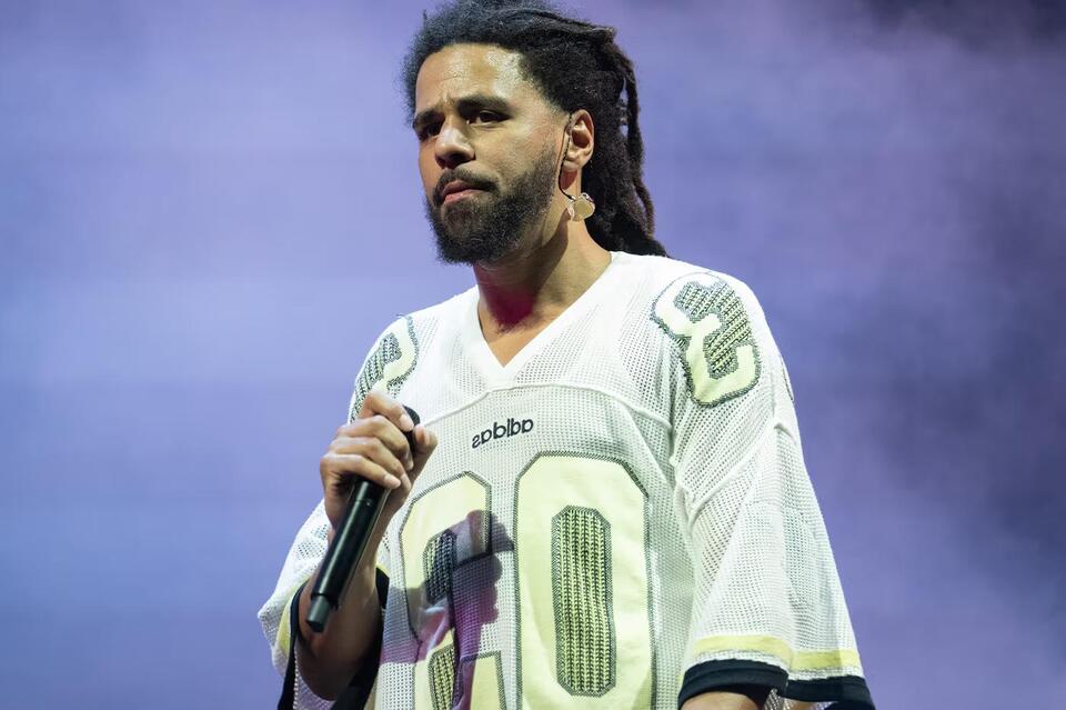 J. Cole Announces Massive Global Arena Run for 2026 'The Fall Off' Tour ...