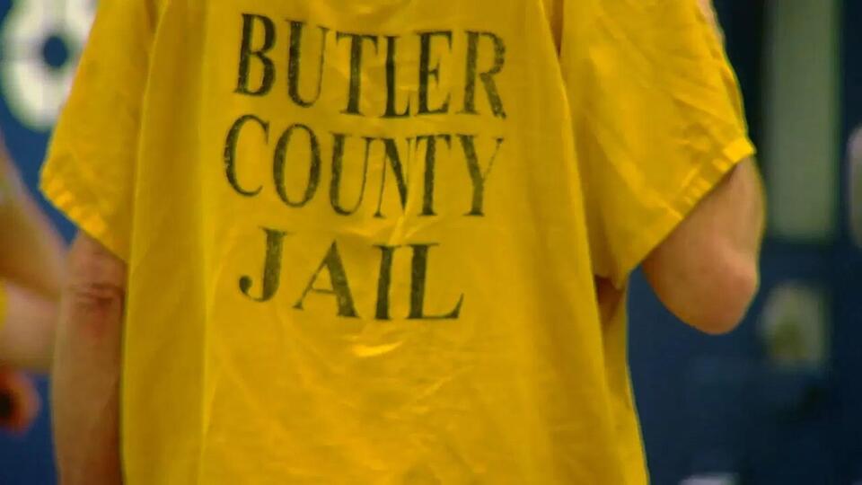 Former cop criticizes Greater Cincinnati jail for allowing teen interns ...