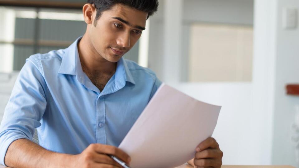 Top AI Cover Letter Generator Features Every Applicant Must Know ...