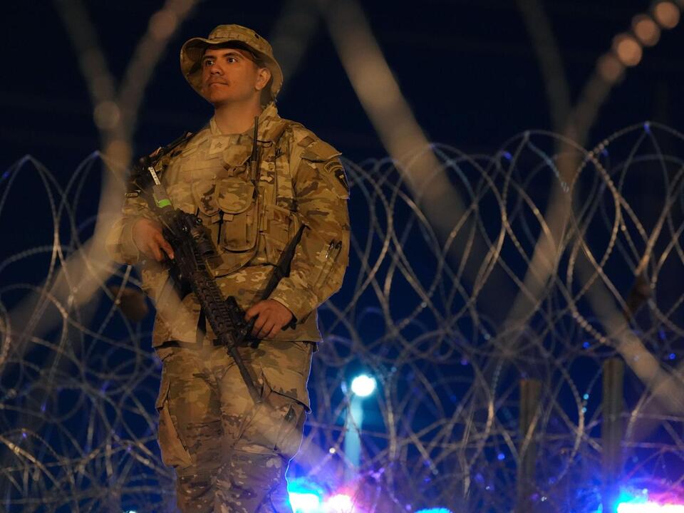 Texas Border: Florida & Idaho Officers Arrive to Help Defend State