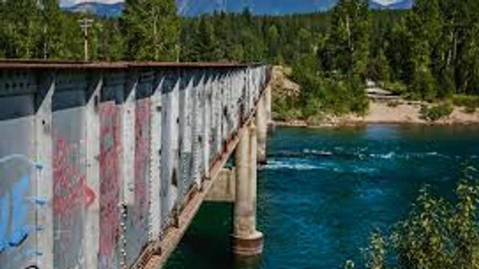 High water prompts emergency closure of Blankenship Southwest along ...