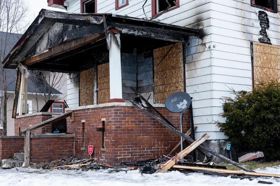 Hello, Grand Rapids: Mourning girl, 12, killed in house fire allegedly ...