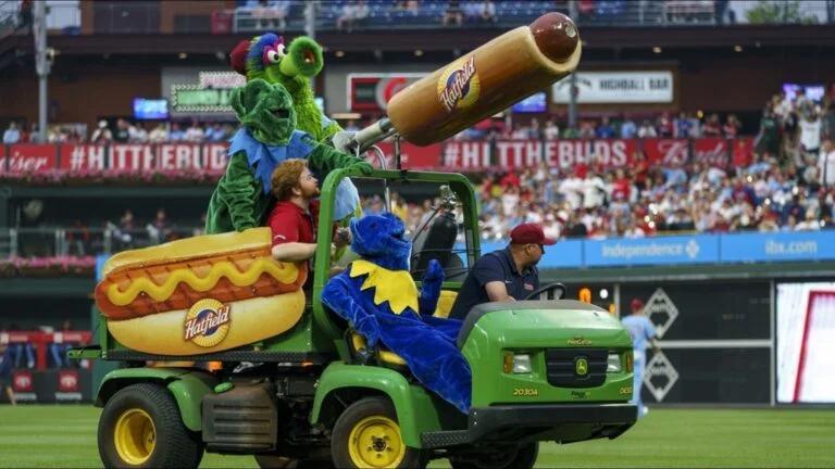 Bye bye, dollar dogs: Phillies will replace ‘Dollar Dog Night’ with new ...