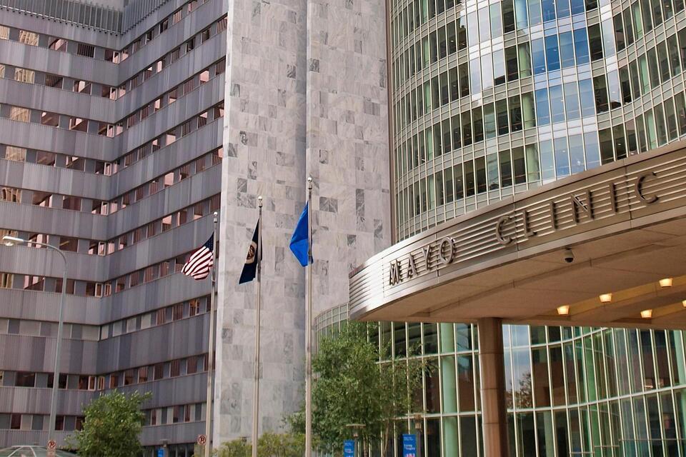 Mayo Clinic, Physician Face Off in High-Profile Civil Trial - NewsBreak