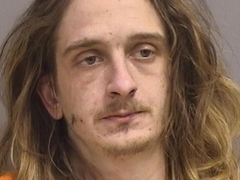 Waterville man arrested after breaking into Skowhegan home Waterville man arrested after breaking into Skowhegan home
