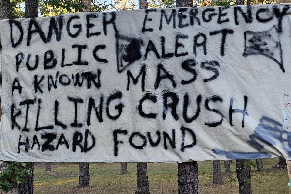 Bizarre “Mass killing” Banner Spotted in Atlantic County, NJ - NewsBreak