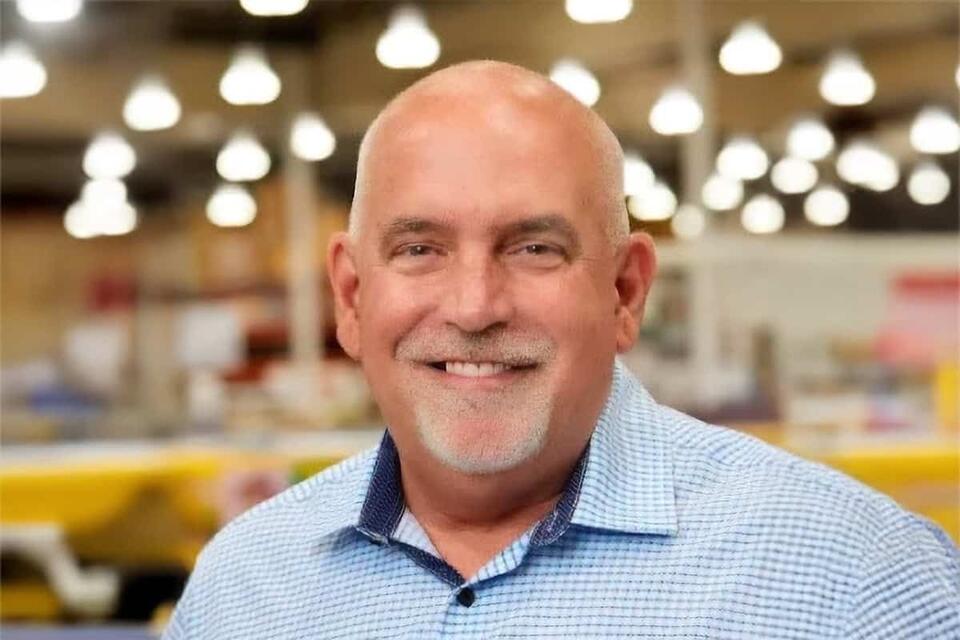 How Ron Vachris Went From Warehouse Floor to Costco CEO - NewsBreak