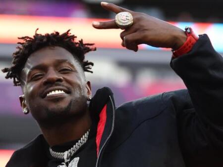 Antonio Brown files for bankruptcy