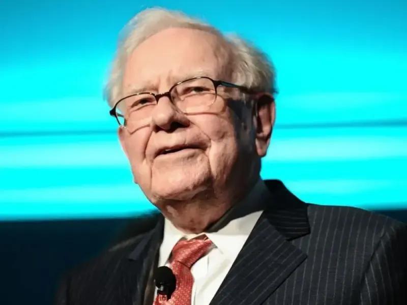 Berkshire Debunks Viral Clip Claiming Warren Buffett Praised Trump ...