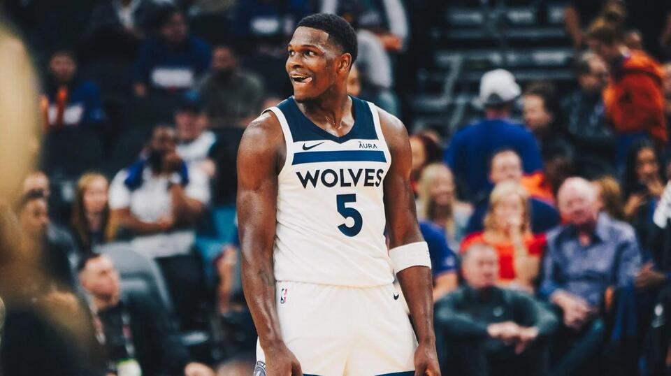 Anthony Edwards Actually Hit the DX ‘Suck It’ Cele - NewsBreak