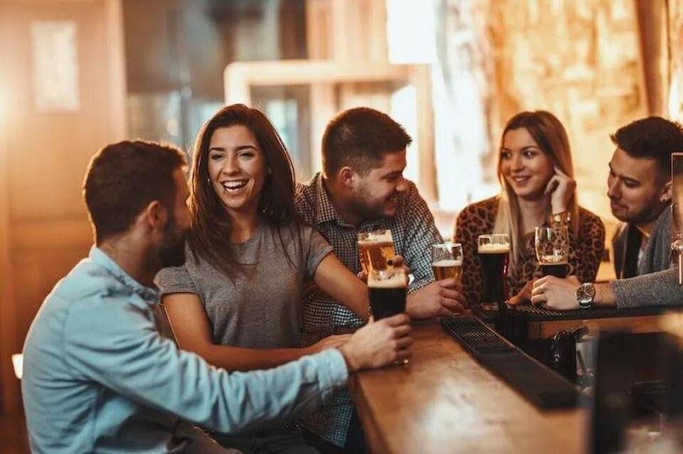 Zebra striping offers new way to drink mindfully in North Texas - NewsBreak