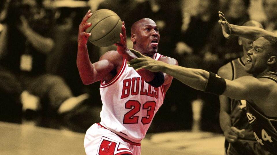 "He stops and he looks right at me" - When Michael Jordan heard a Bulls ...