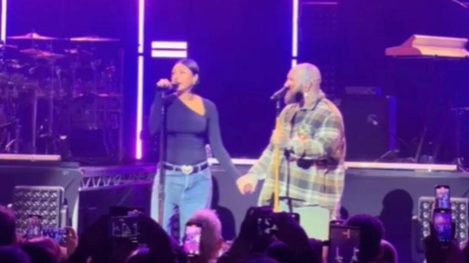Teddy Swims & His Girlfriend Singing Onstage Together Gives Us The ...