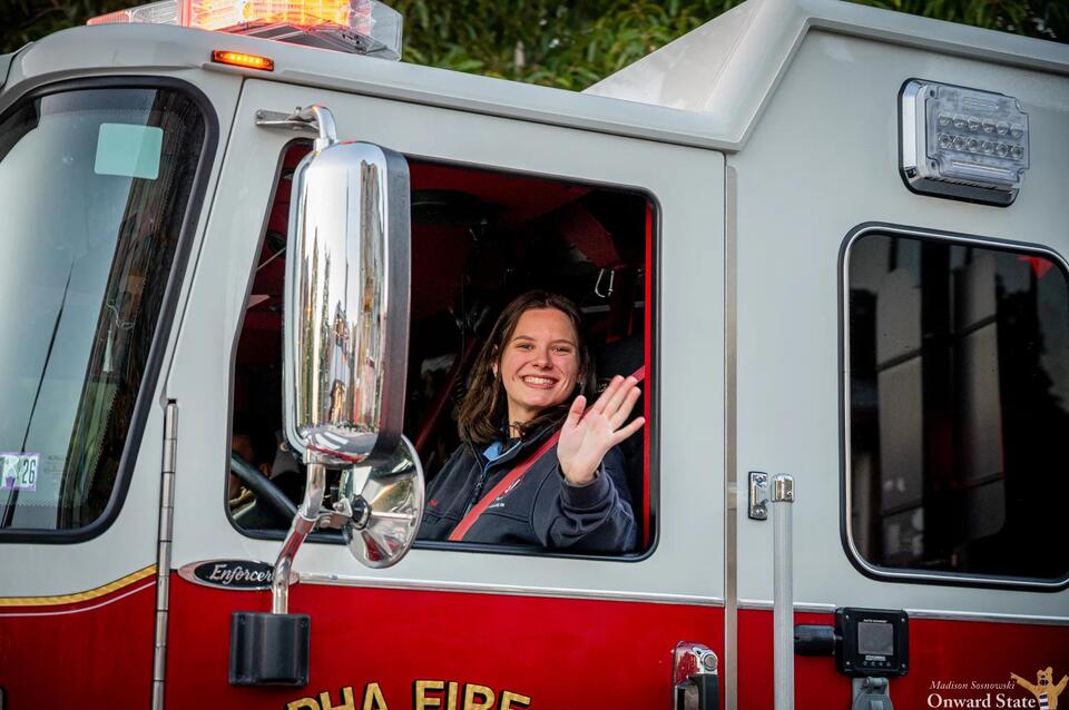 [Photo Story] Penn State Homecoming Parade 2025 - NewsBreak