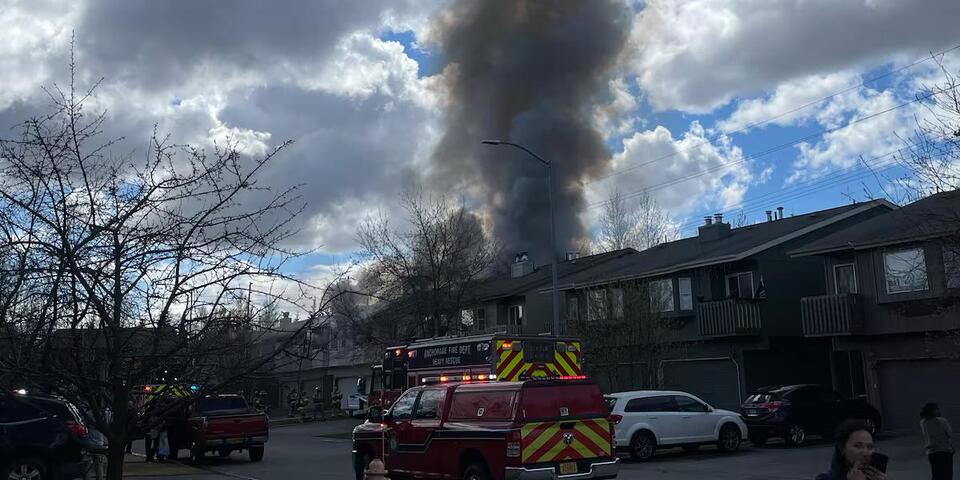 East Anchorage house fire leaves 2 dead - NewsBreak