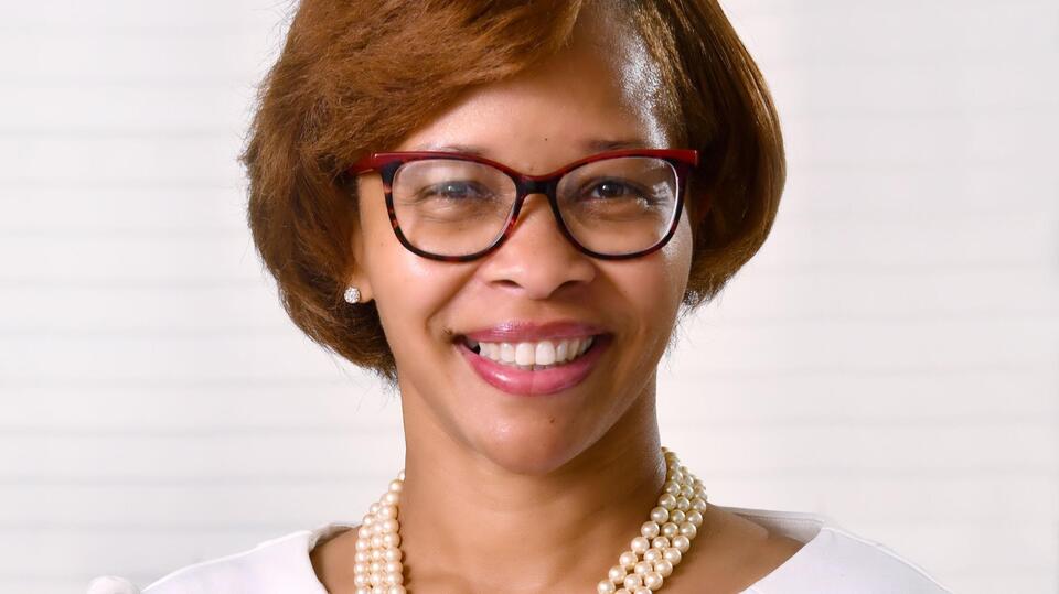 Bid Farewell: Tara Mosley Calls for Women Leaders in Akron - NewsBreak