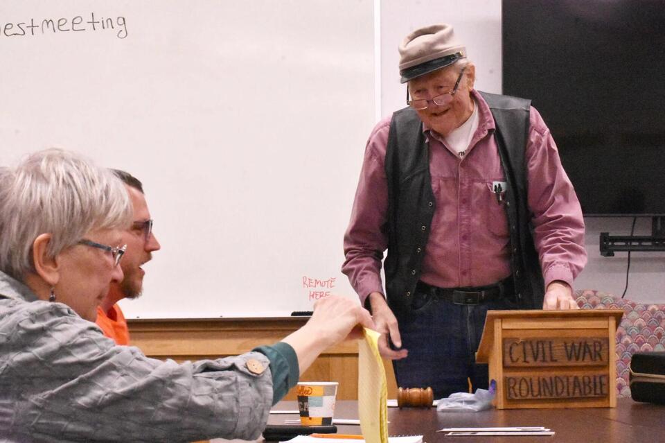 Civil War Roundtable founder passes torch after 20 years; group talks ...