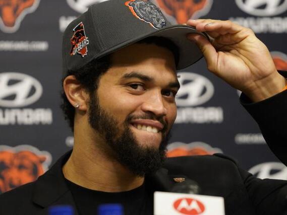 No. 1 NFL Draft pick Caleb Williams officially signs contract with Bears
