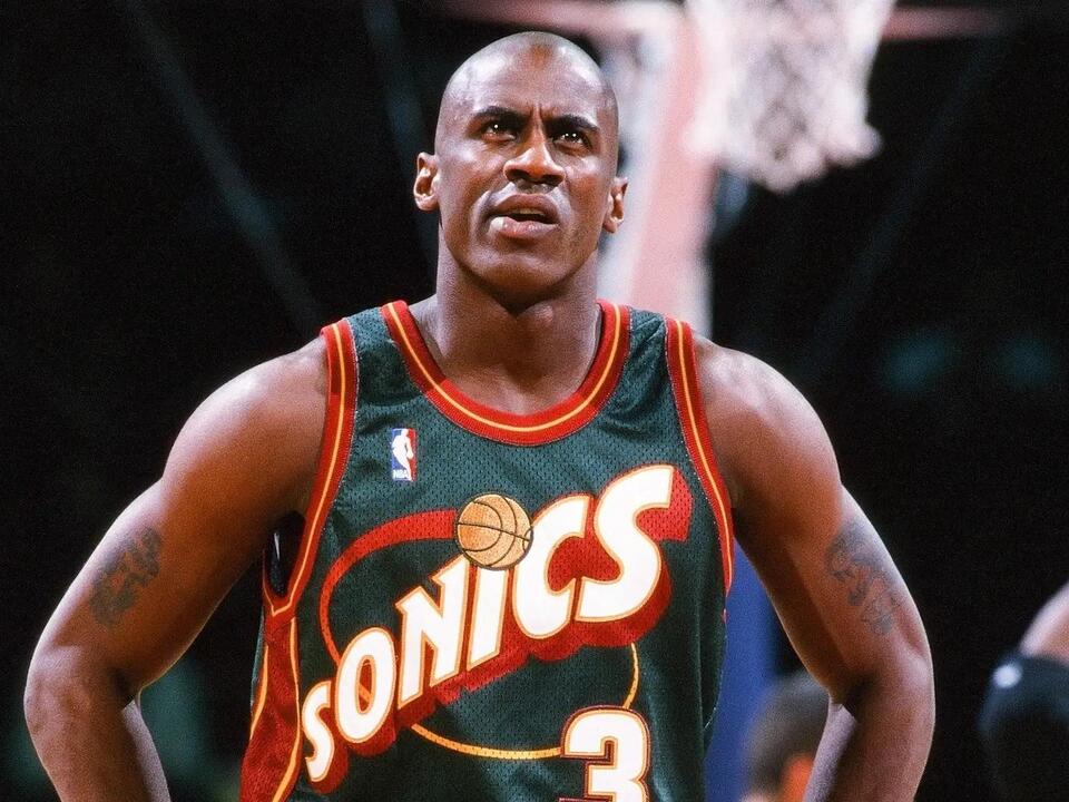 SuperSonics' Vernon Maxwell Recalls Legendary Fight With Teammate Gary ...