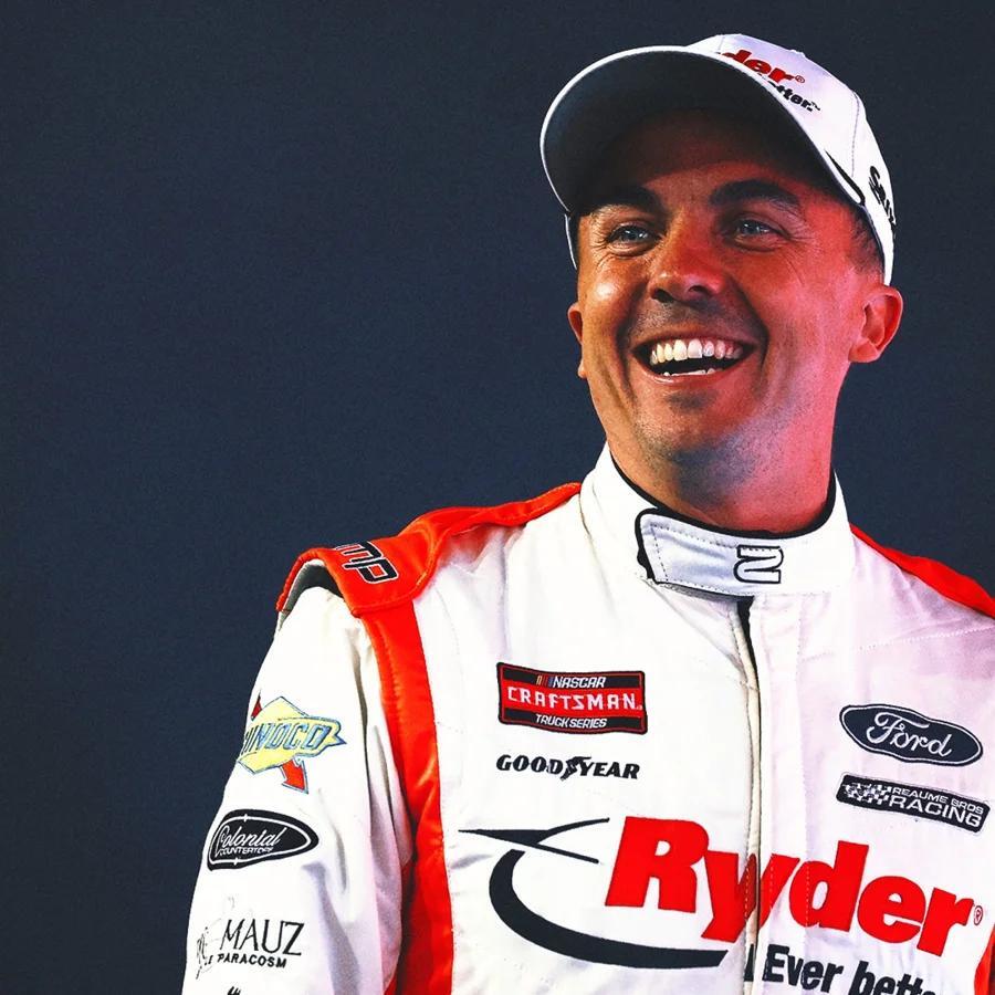 Frankie Muniz Teases Big NASCAR Plans for 2026 Return - NewsBreak