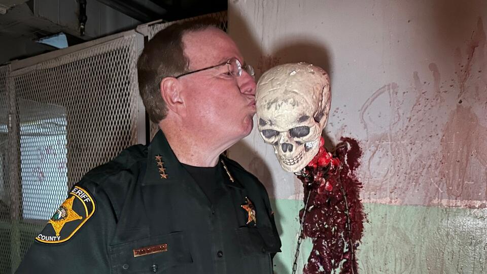Polk County Sheriff Grady Judd gets goofy for Haunted Jail Fundraiser ...