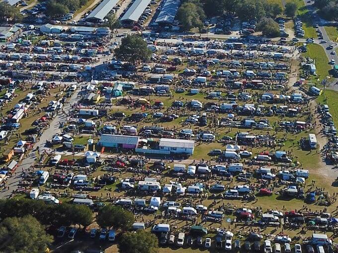 The Enormous Flea Market In Florida That Takes All Weekend To Explore ...