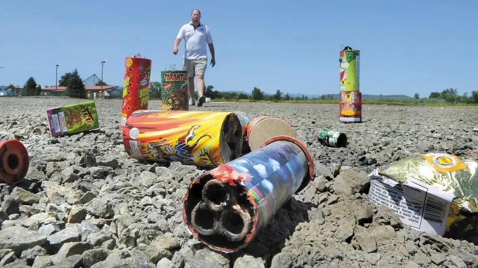 Washington man loses entire hand to 'catastrophic' firework injury ...