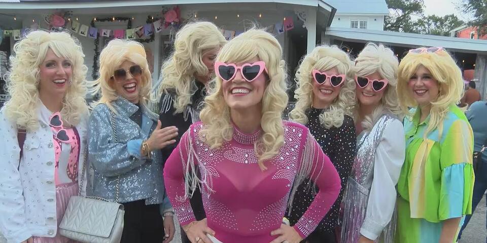 ‘Dolly Should’ celebration marks Dolly Parton’s 80th birthday - NewsBreak