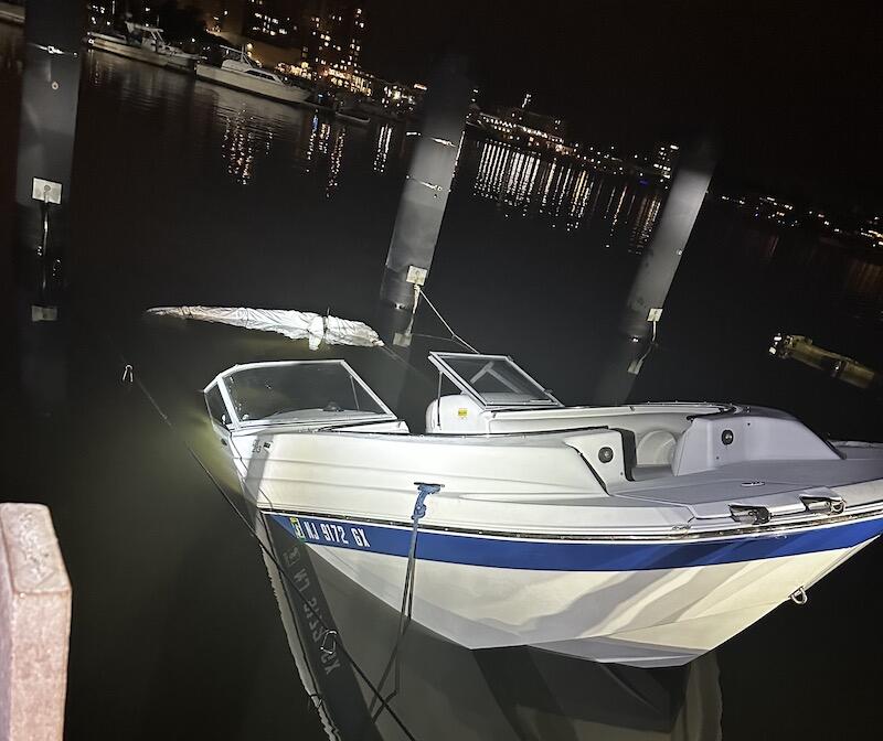 RED BANK: SINKING BOAT PULLED FROM RIVER - NewsBreak