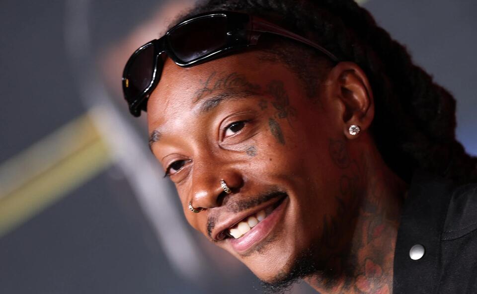 Prayers Up! Wiz Khalifa Mourns The Loss Of His Father Laurence Thomaz ...