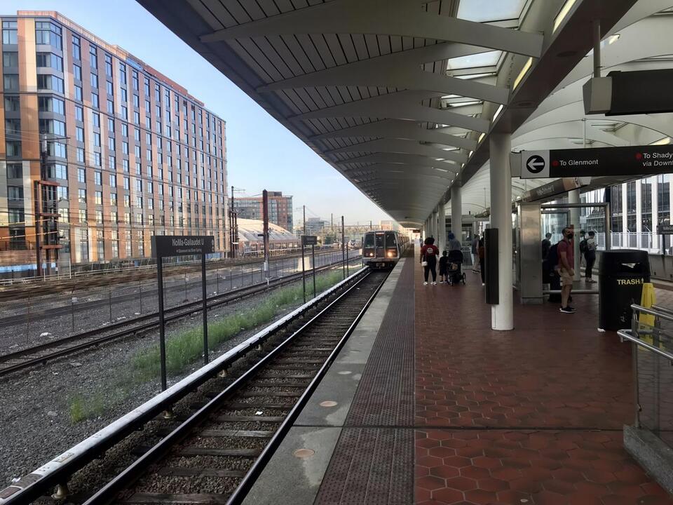 Metro Red Line Service Change: NoMa-Gallaudet U Station Shuts for Track ...