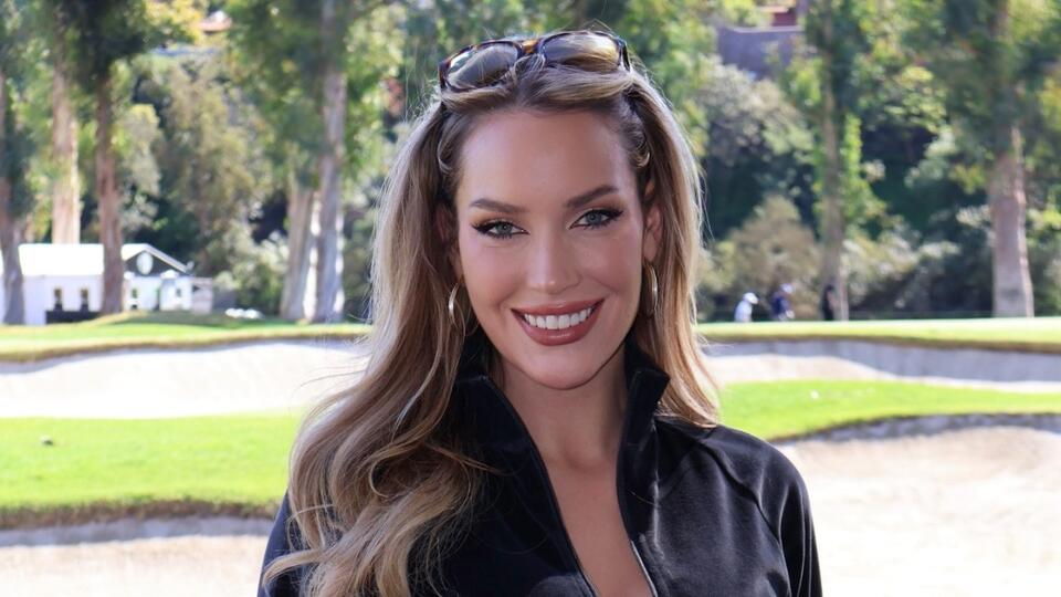 Golf Influencer Paige Spiranac Shares Glimpse of Her West Coast Getaway ...