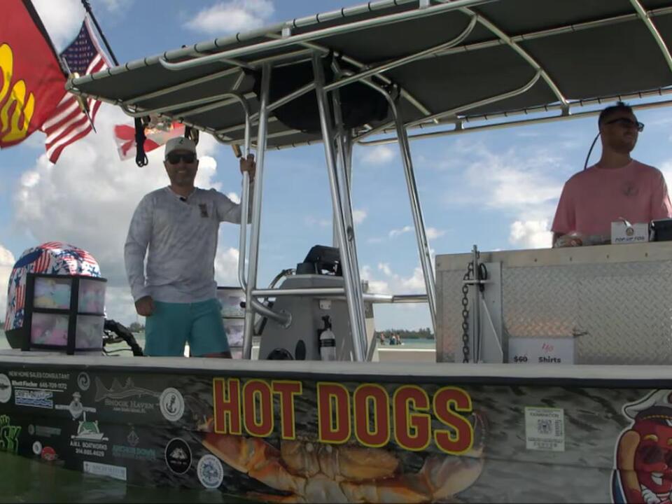 ‘The Hot Dog Guy’ serving up hot dogs on the water