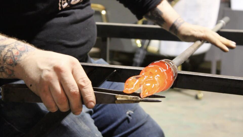 Inside the fiery craft at Marrowbone Glassworks - NewsBreak