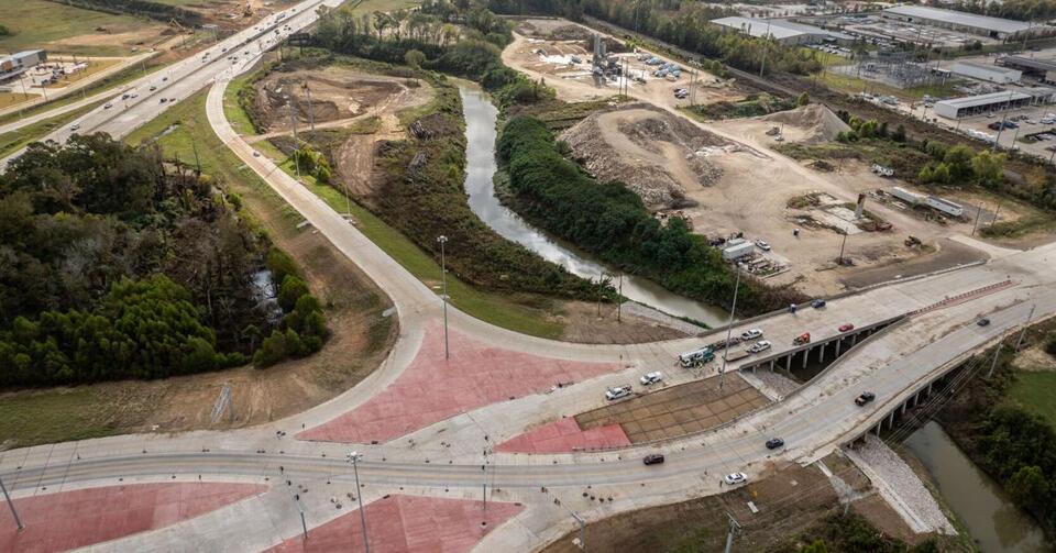 Pecue Lane and I-10 interchange in Baton Rouge is nearly complete. Here ...