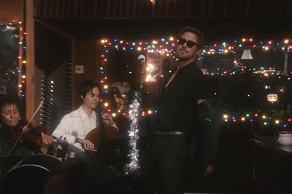 Watch Ryan Gosling Sing a Christmas Version of ‘I’m Just Ken’ - NewsBreak