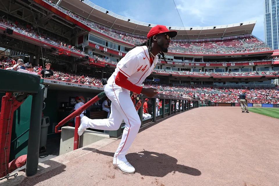 Reds place Elly De La Cruz on IL, call up Edwin Arroyo - NewsBreak