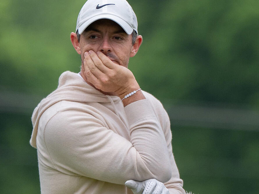 Rory McIlroy Gets Shamelessly Trolled After Inexcusable Choke Late in ...