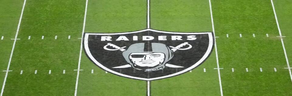 Las Vegas Raiders Lose LB Days After Signing Him - NewsBreak